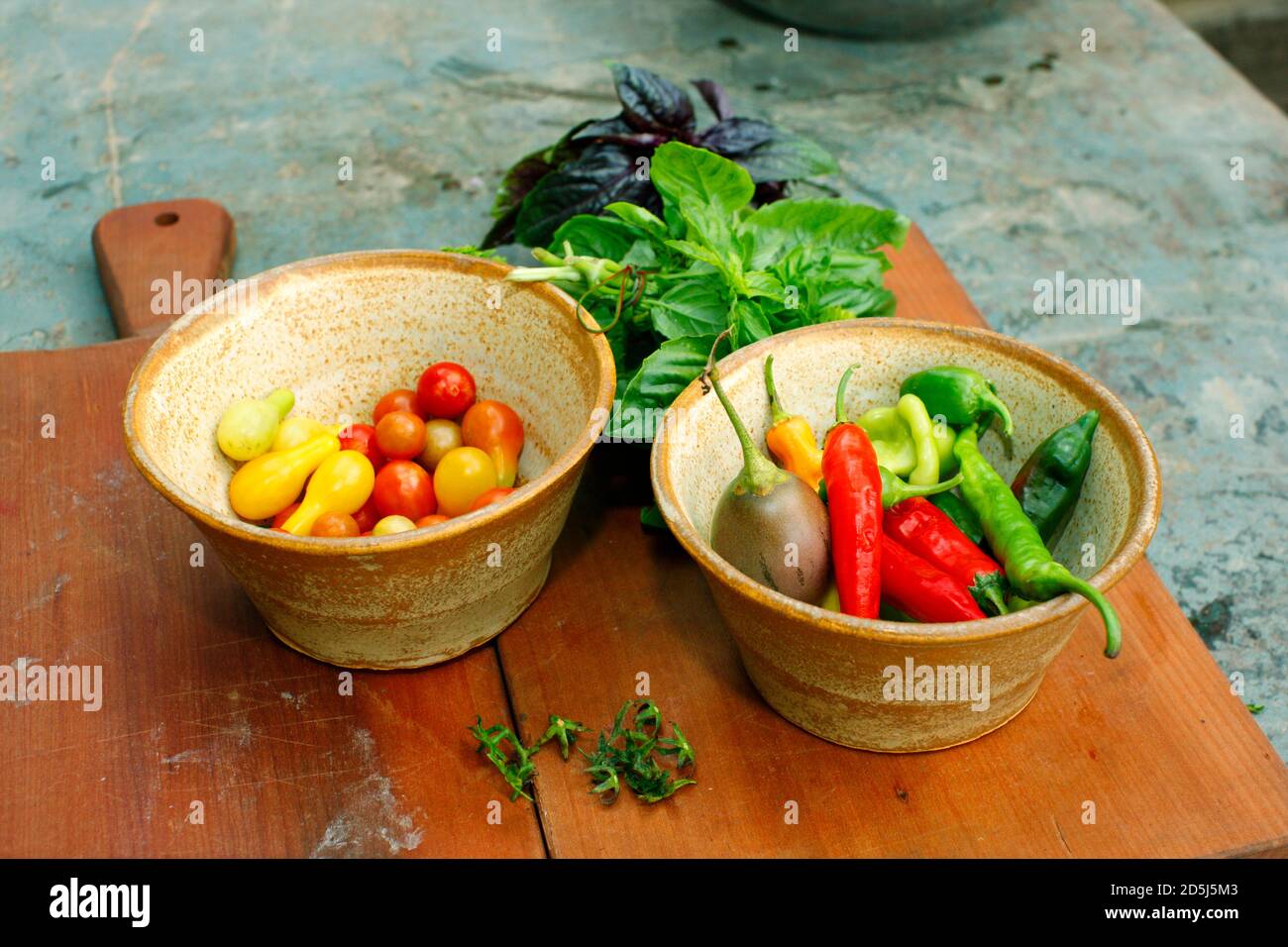 Chile pottery hi-res stock photography and images - Alamy