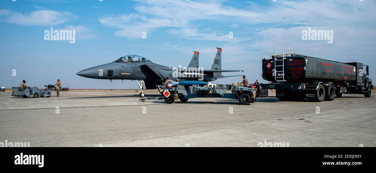 Airmen from the 389th Fighter Squadron and 366th Logistics Readiness ...