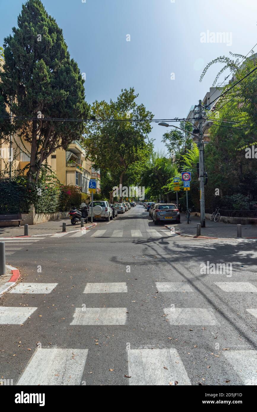 Aviv covid 19 hi-res stock photography and images - Alamy