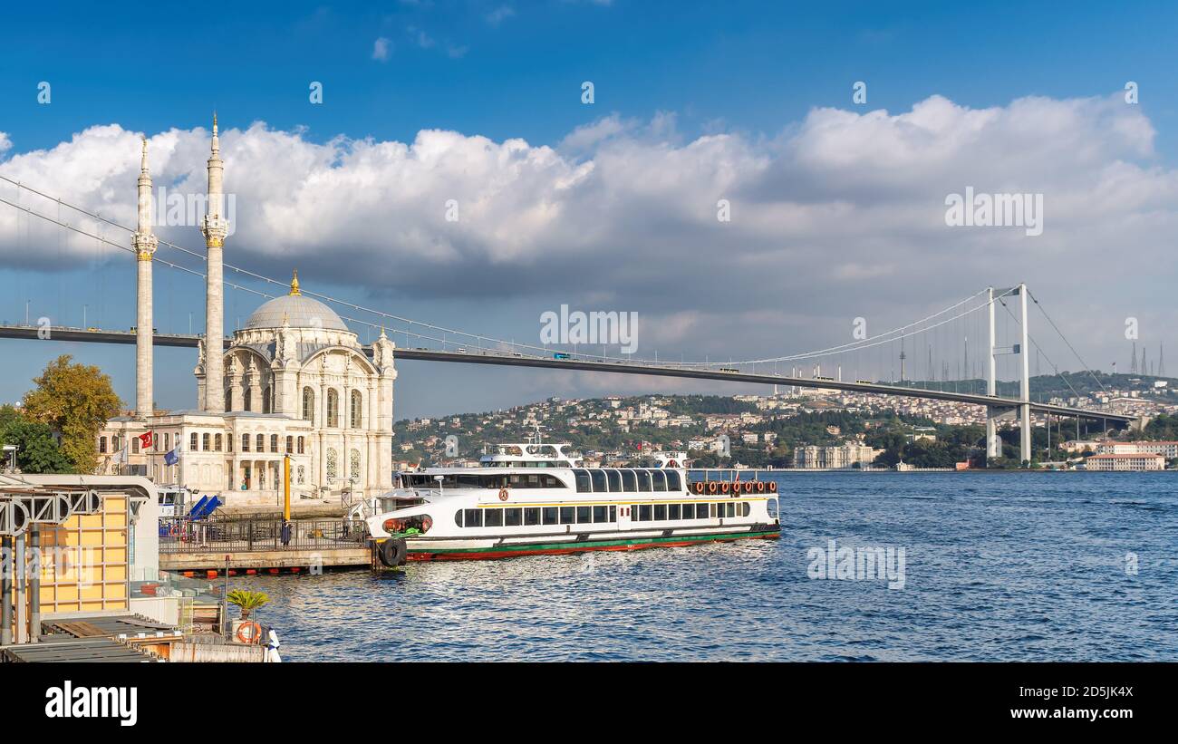 Panorama of Bosphorus, Ortakoy mosque and Bosphorus bridge in Istanbul ...