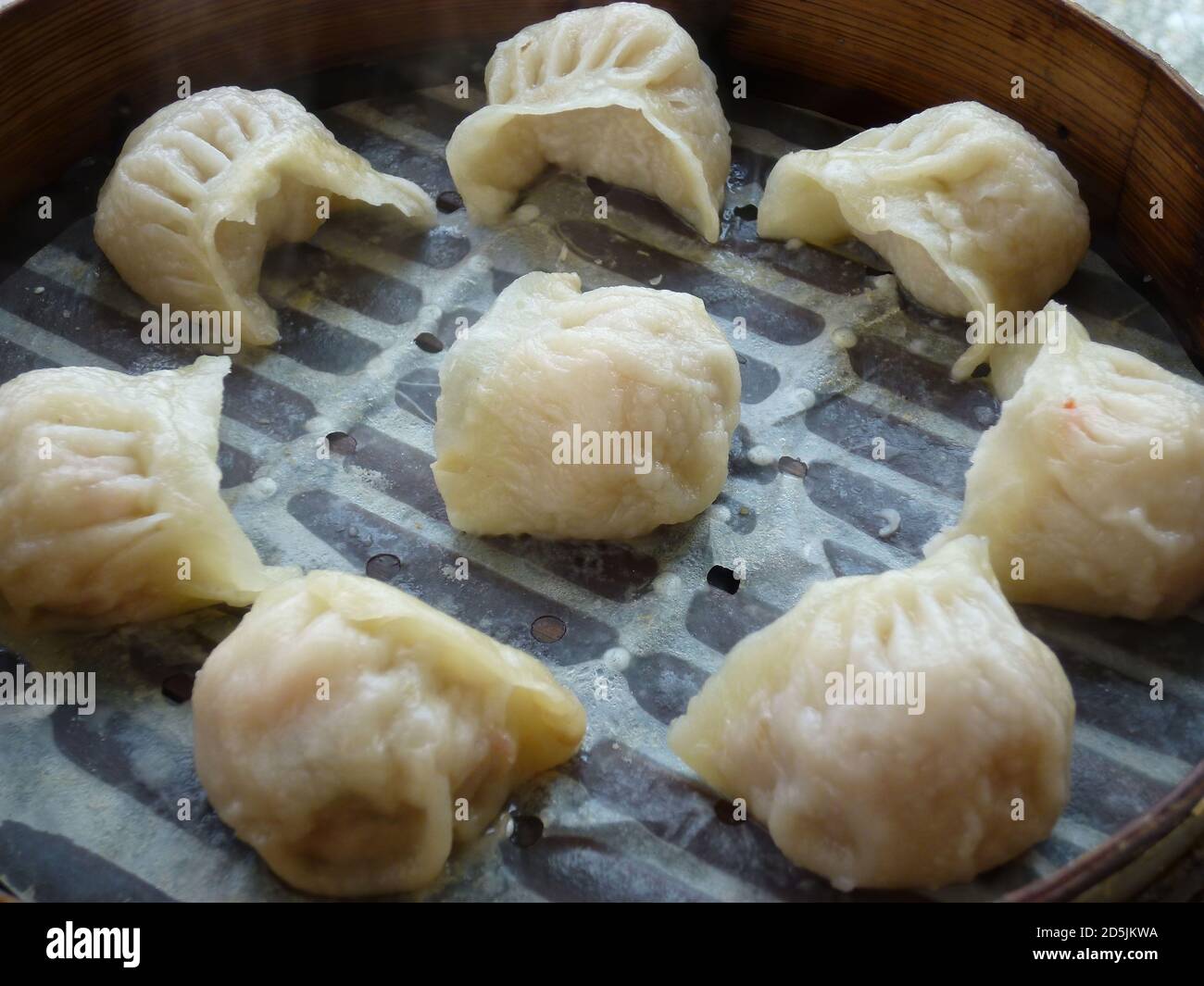 Dumpling taipei chinese food taiwan hi-res stock photography and images ...