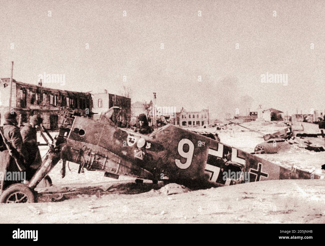 Ww2 Luftwaffe Uniform High Resolution Stock Photography and Images - Alamy