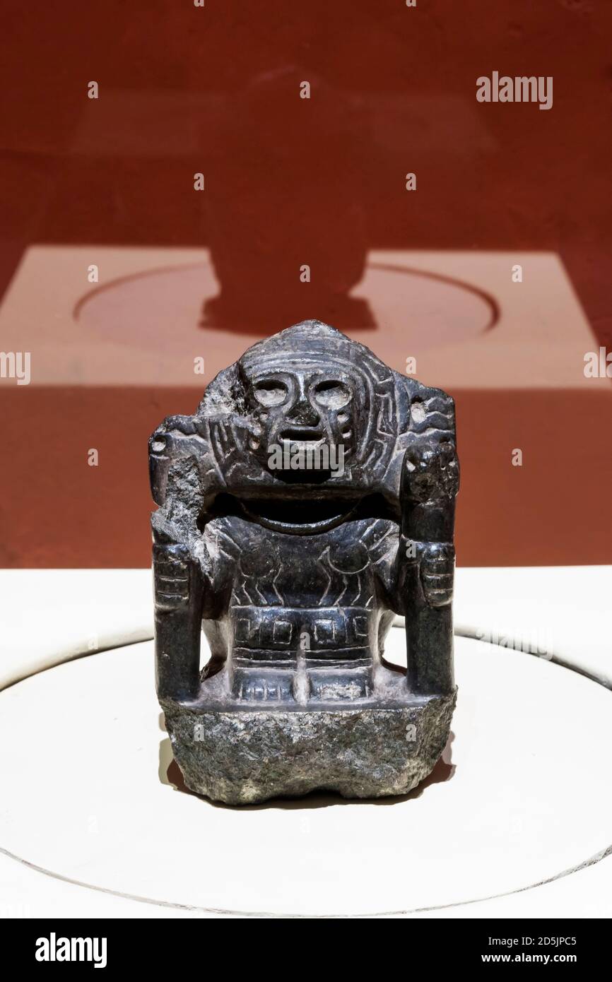 Stone figure of god, Pukara culture,Pre-Columbian, "National Museum of ...