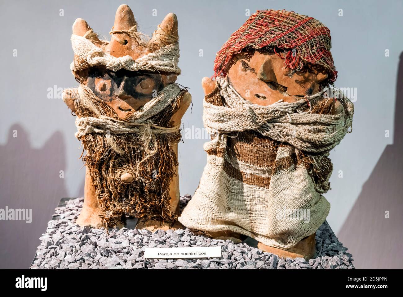 Male and female figures, the Chancay culture collection, "National ...