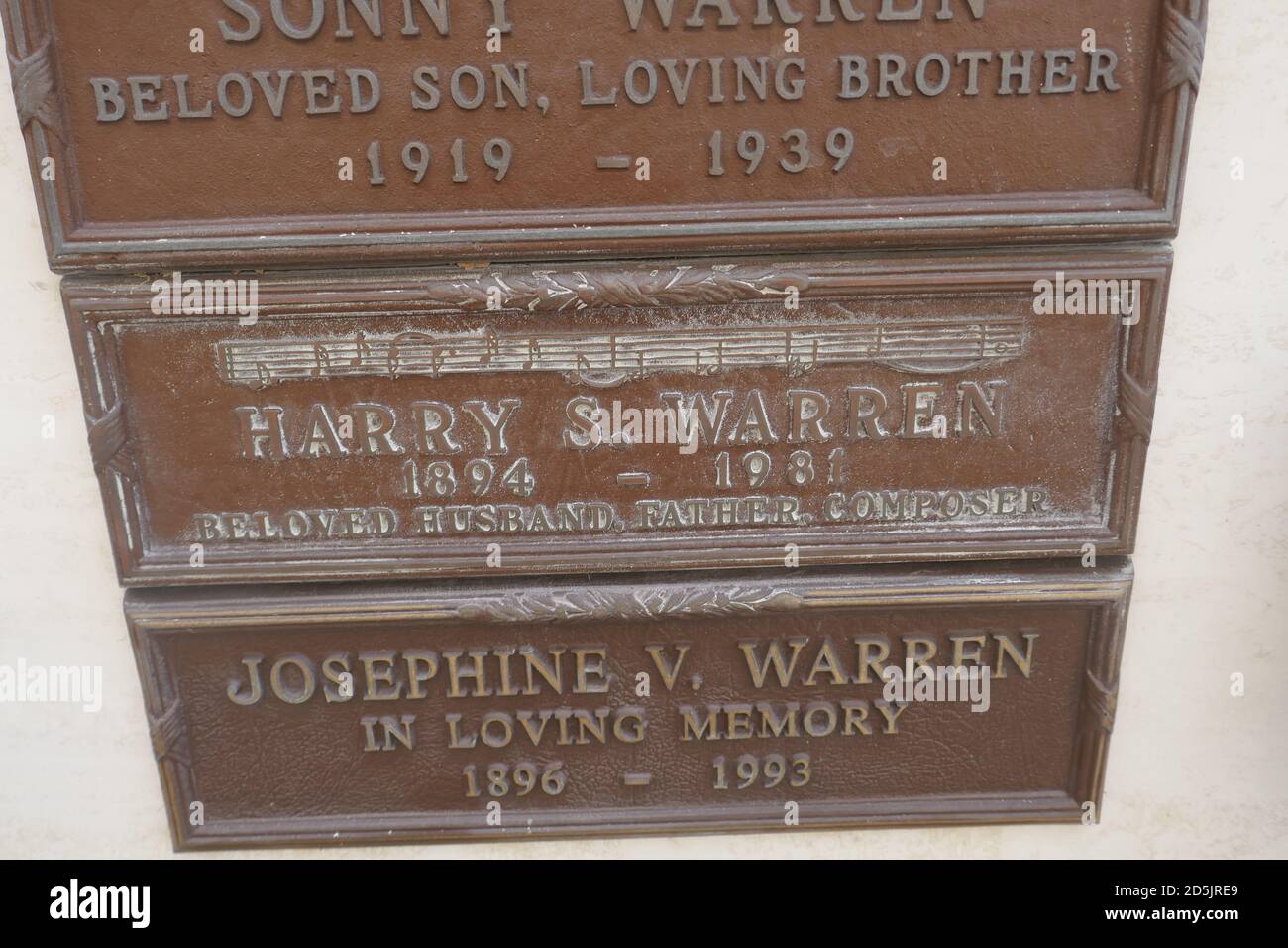 Harry warren composer hi-res stock photography and images - Alamy