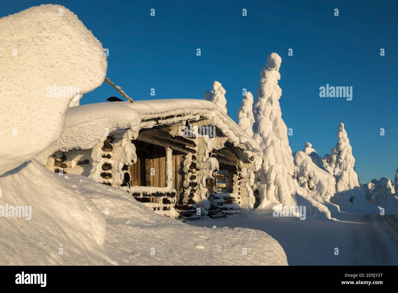 Iso Syote; Cabin and Trees in Winter; Finland Stock Photo - Alamy