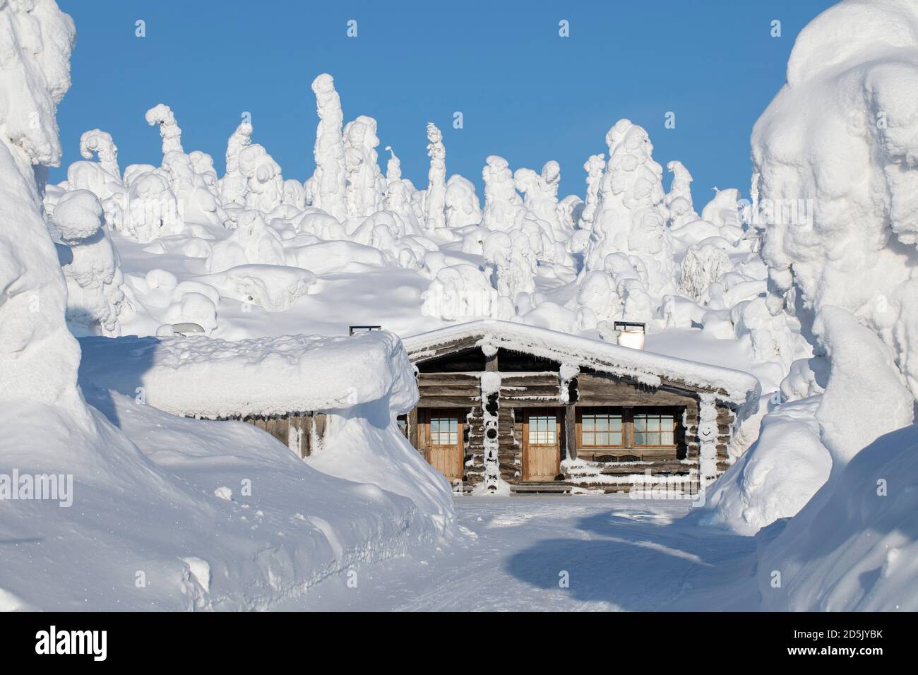 Iso Syote; Log Cabin and Trees in Winter; Finland Stock Photo - Alamy