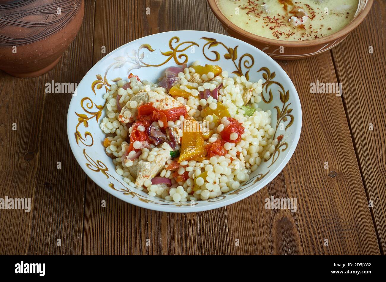 Israel One Pot Garlicky Ptitim Stock Photo - Alamy