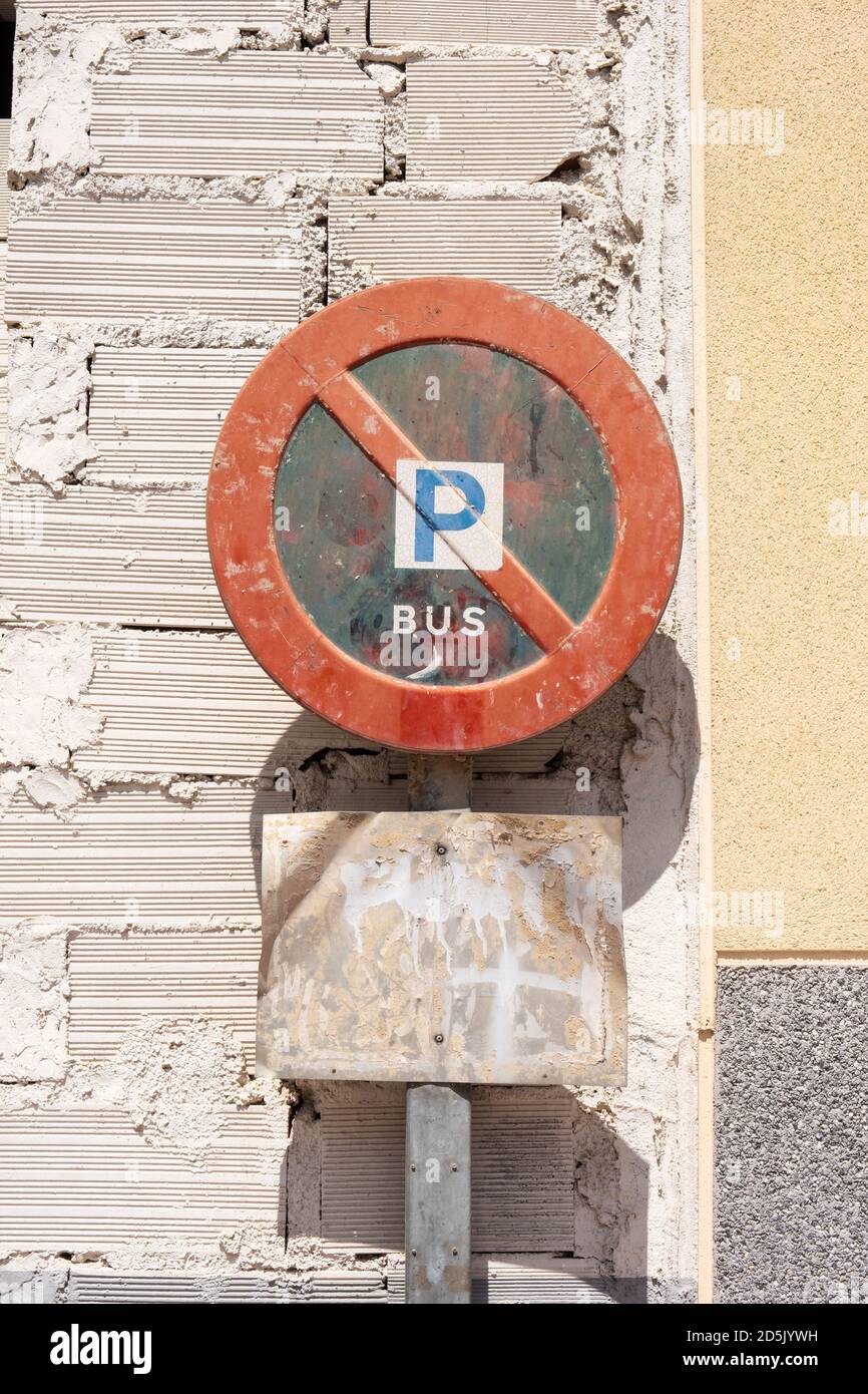 Old and weathered bus stop sign, no parking Stock Photo - Alamy