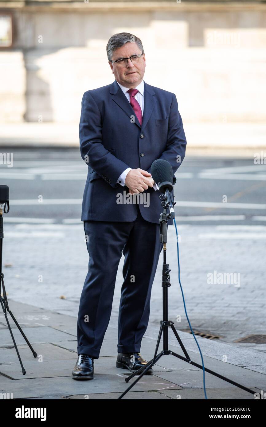 Robert buckland mp hi-res stock photography and images - Alamy