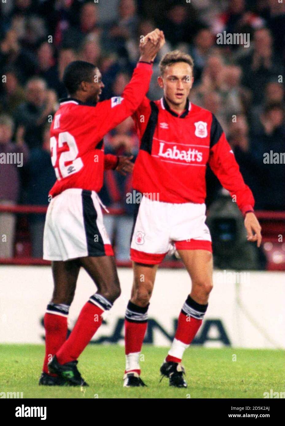L-R: Bryan Roy and Lars Bohinen, Nottingham Forest, celebrate Forest's ...