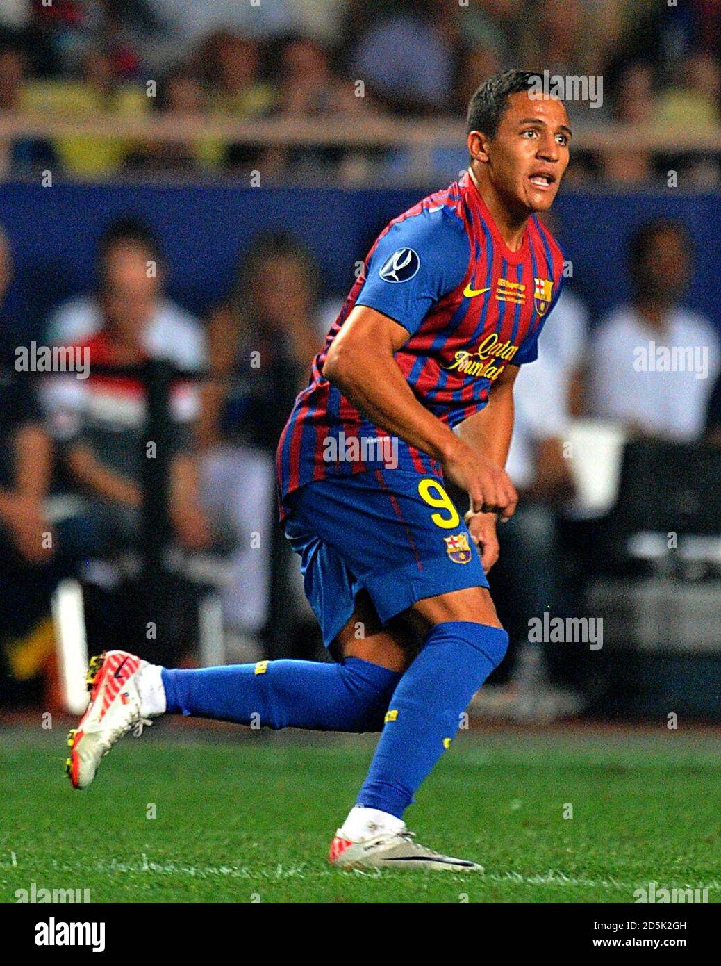 Alexis sanchez barcelona hi-res stock photography and images - Alamy