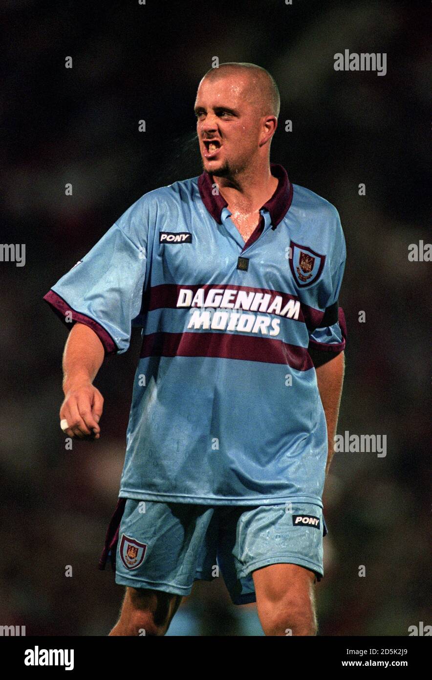 Angry top half stock football hi-res stock photography and images - Alamy