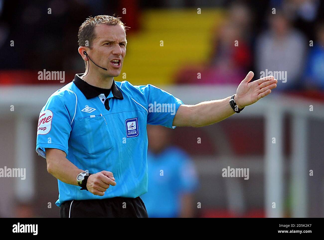 Keith Stroud, Referee Stock Photo - Alamy