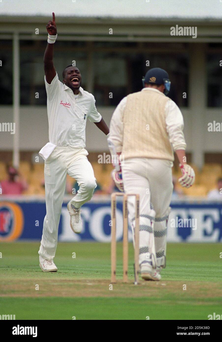 Cricket ambrose hi-res stock photography and images - Alamy