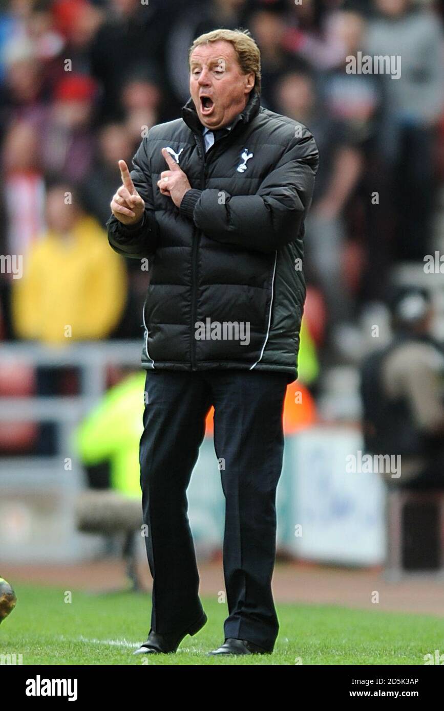 Tottenham hotspur manager harry redknapp hi-res stock photography and ...