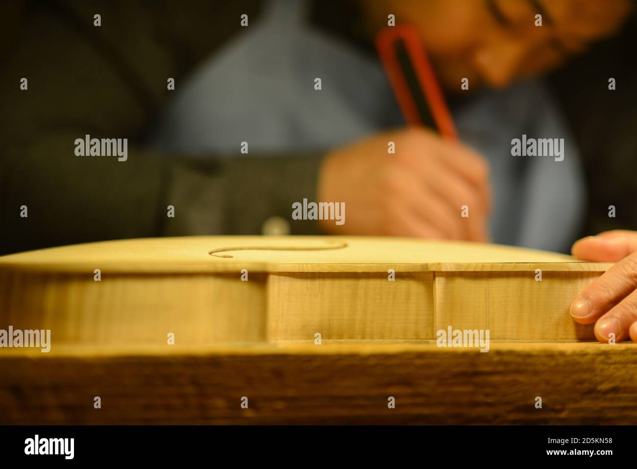 Violin making bench hi-res stock photography and images - Alamy