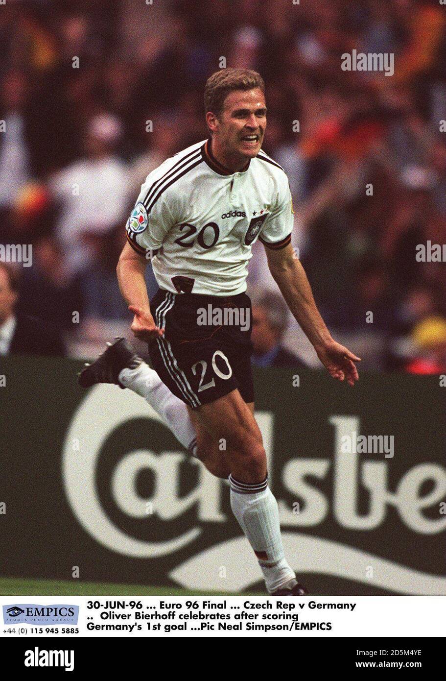 Oliver Bierhoff celebrates after scoring Germany's 1st goal Stock Photo ...
