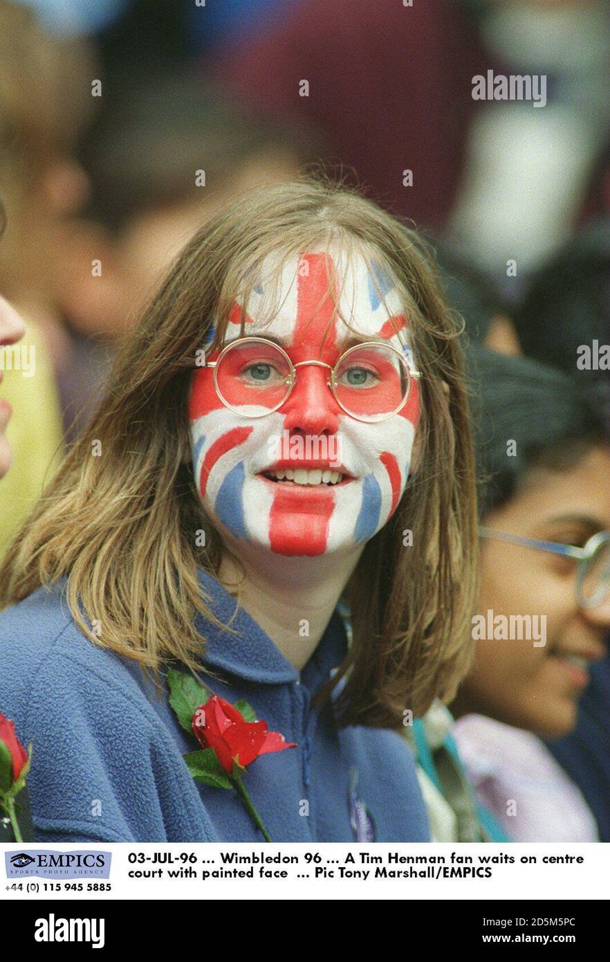 03-JUL-96 ... Wimbledon 96 ... A Tim Henman fan waits on centre court ...