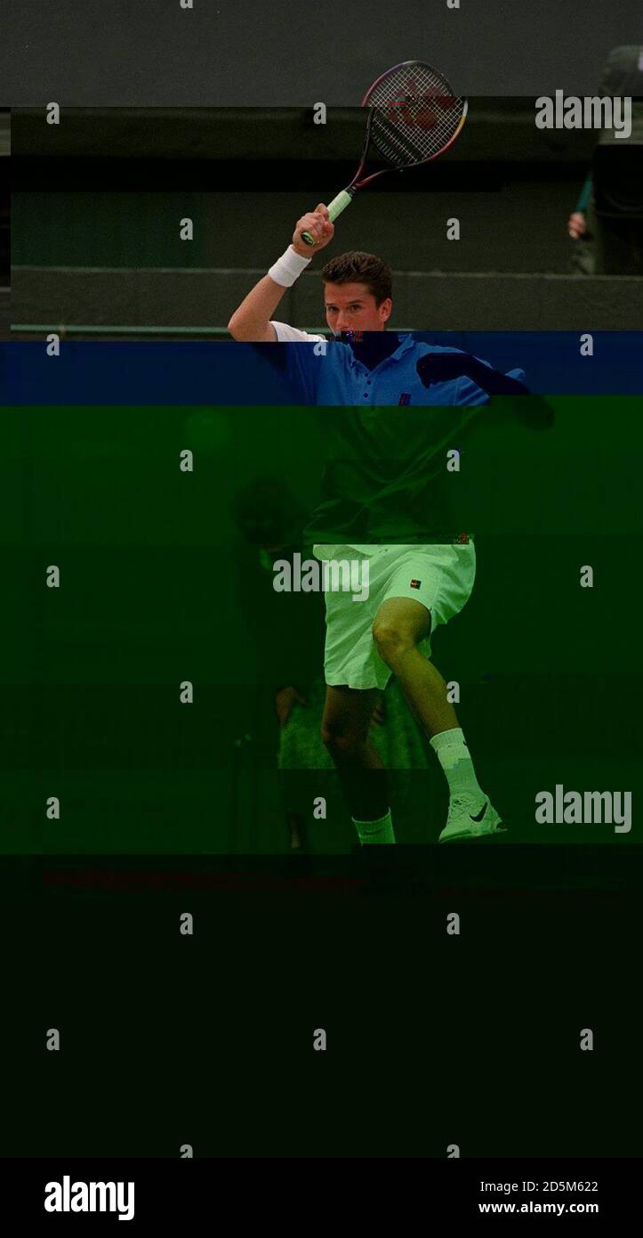 07-JUL-96 ... Wimbledon 96 ... Richard Krajicek jumps to return to ...
