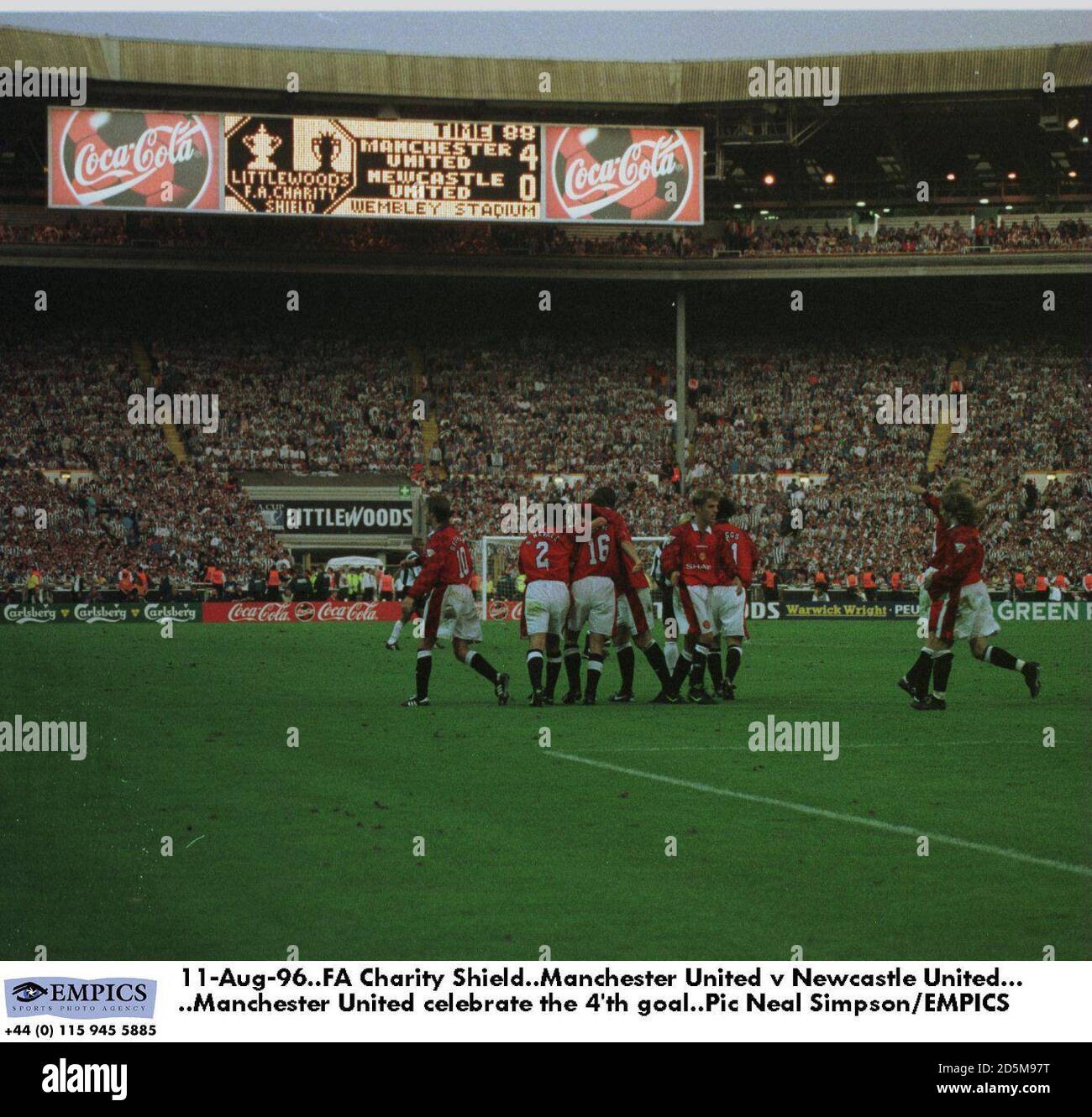 Manchester United celebrate the fourth goal Stock Photo - Alamy