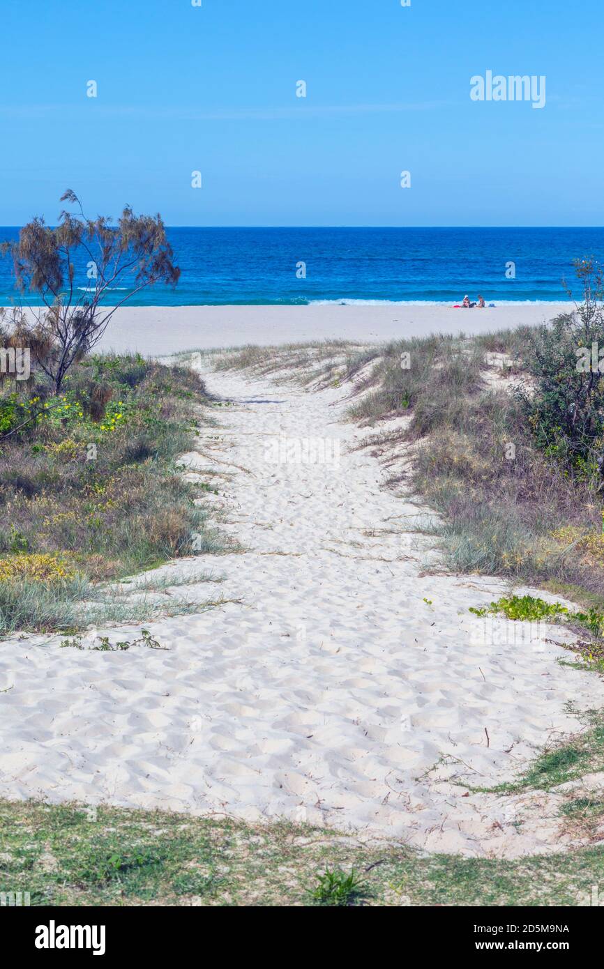 Beach gold coast hi-res stock photography and images - Alamy