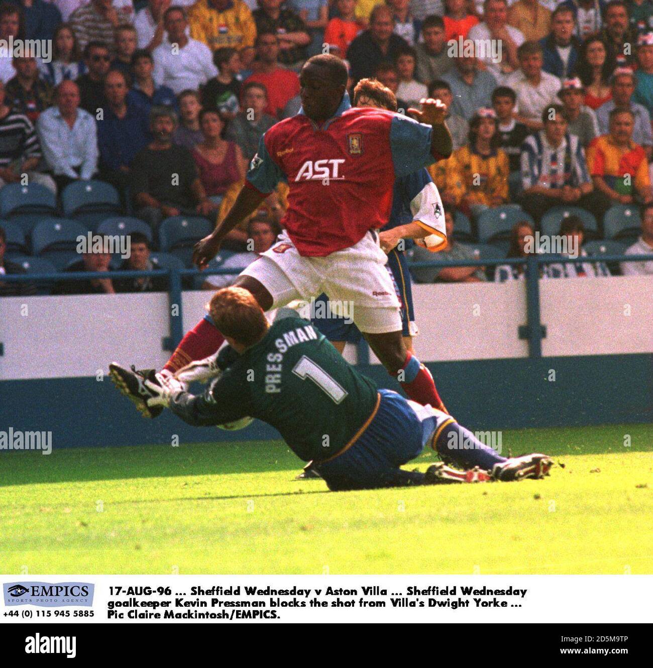 Sheffield Wednesday goalkeeper Kevin Pressman blocks the shot from ...