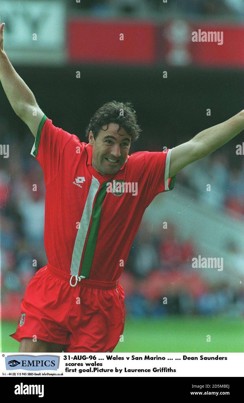 Dean saunders wales hi-res stock photography and images - Alamy