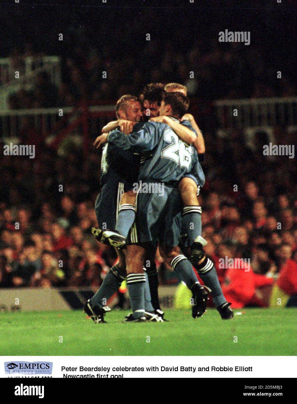 Peter Beardsley celebrates with David Batty and Robbie Elliott ...