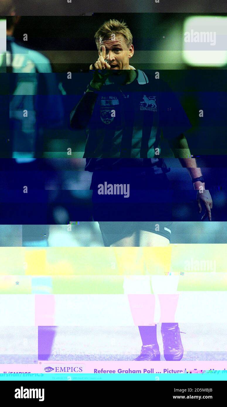 Referee Graham Poll from Hertfordshire ... Picture by Tony Marshall ...