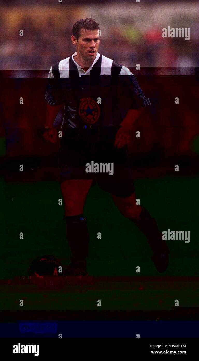 Robert lee newcastle united hi-res stock photography and images - Alamy