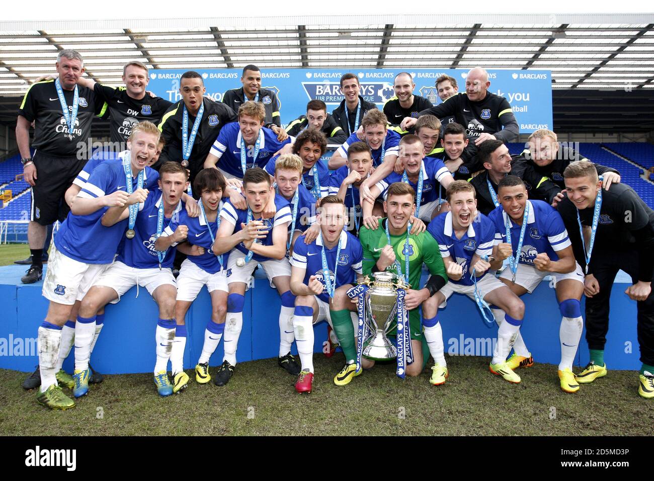 Everton celebrate winning hi-res stock photography and images - Alamy