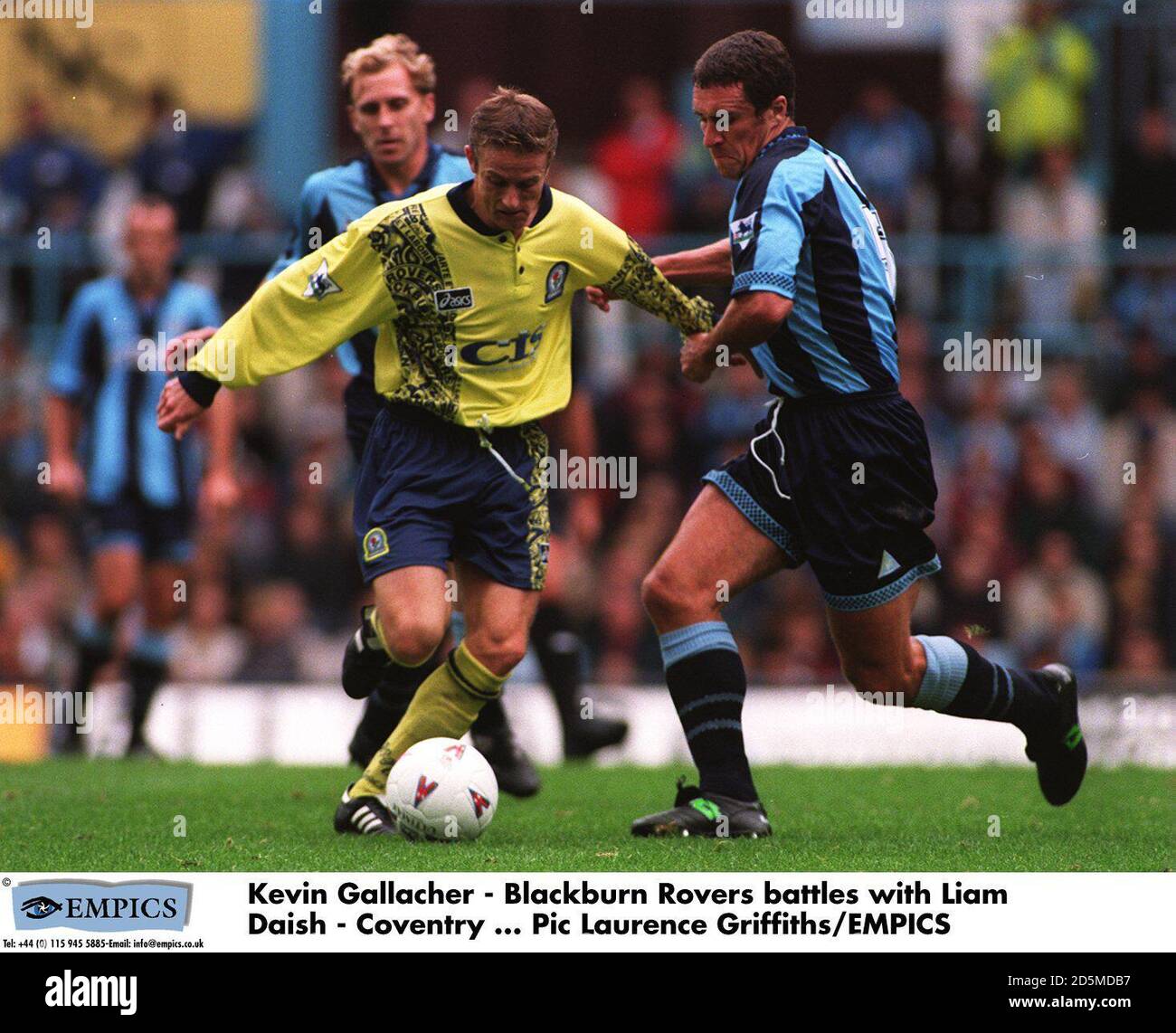Kevin Gallacher - Blackburn Rovers battles with Liam Daish - Coventry ...