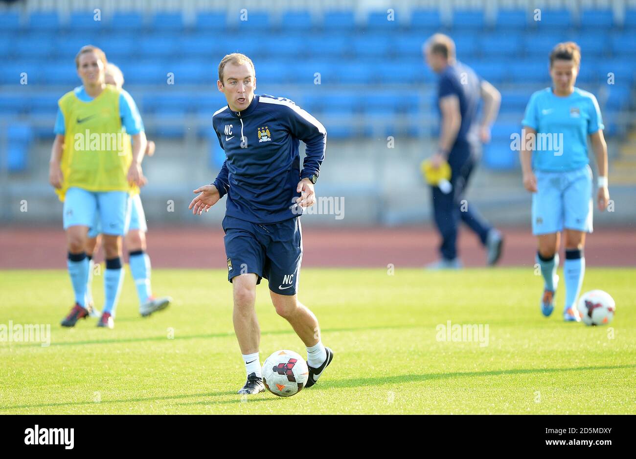 Manchester city coach nick cushing hi-res stock photography and images ...