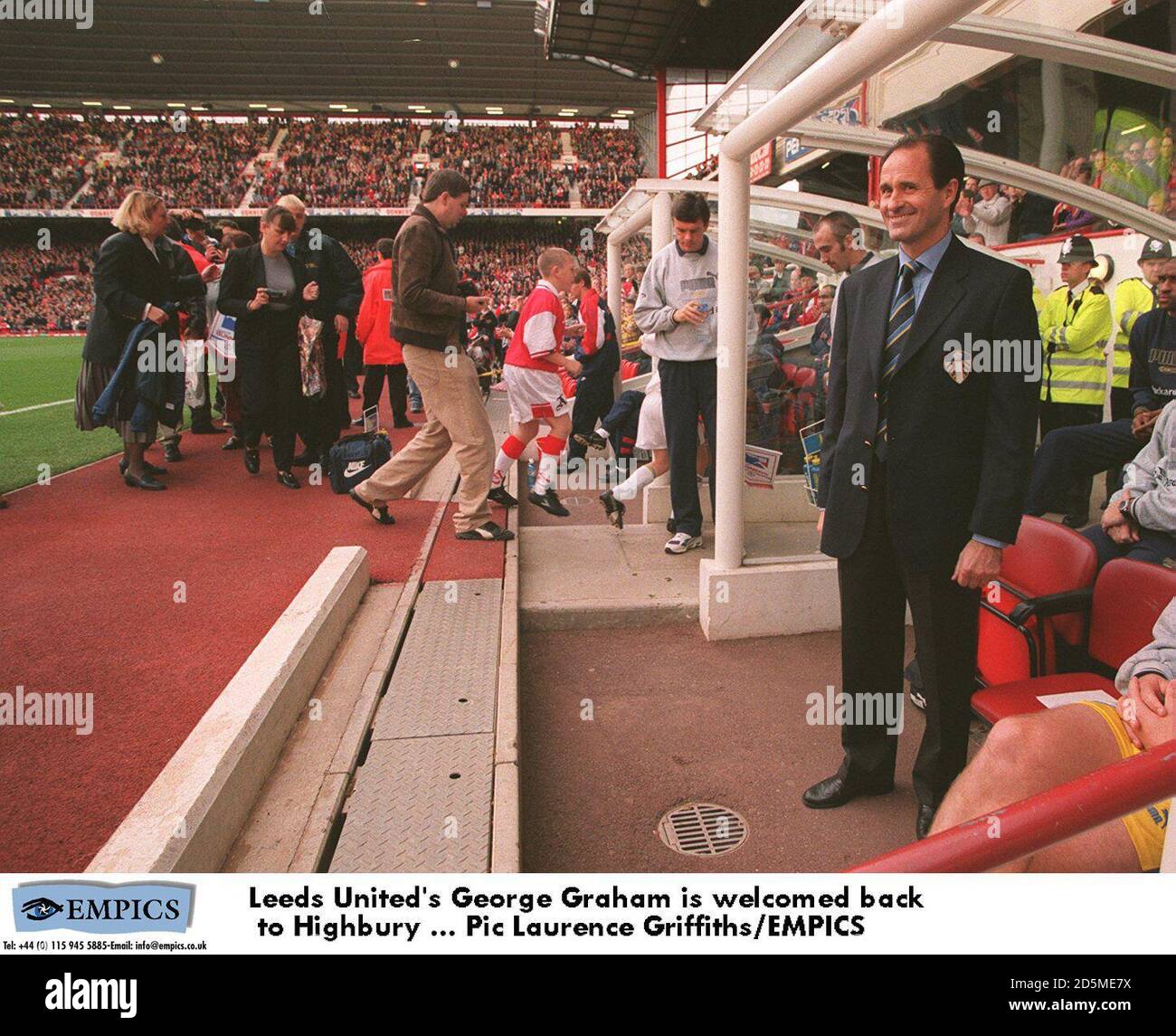 Leeds United's George Graham is welcomed back to Highbury Stock Photo ...
