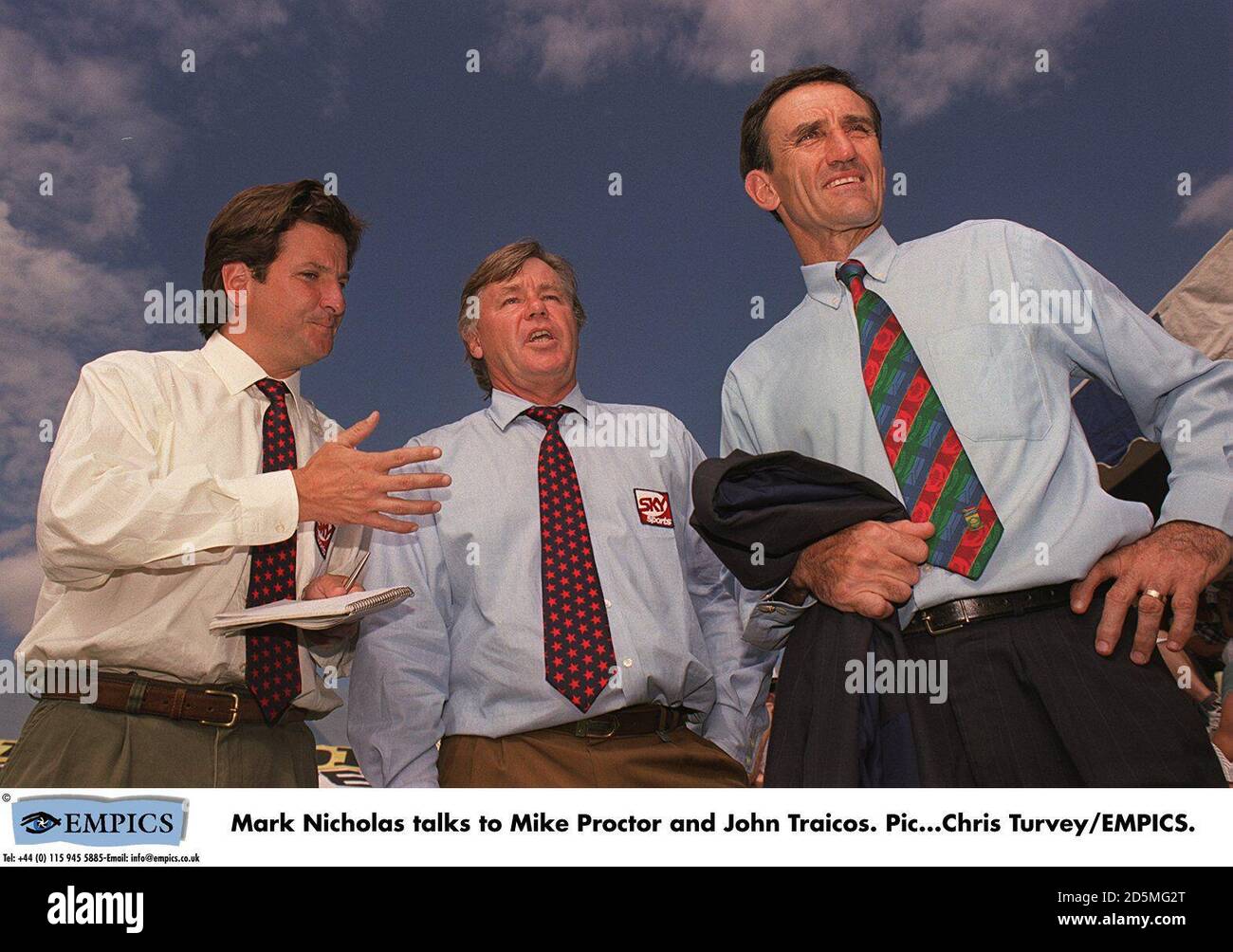Mark Nicholas talks to Mike Proctor and John Traicos Stock Photo - Alamy