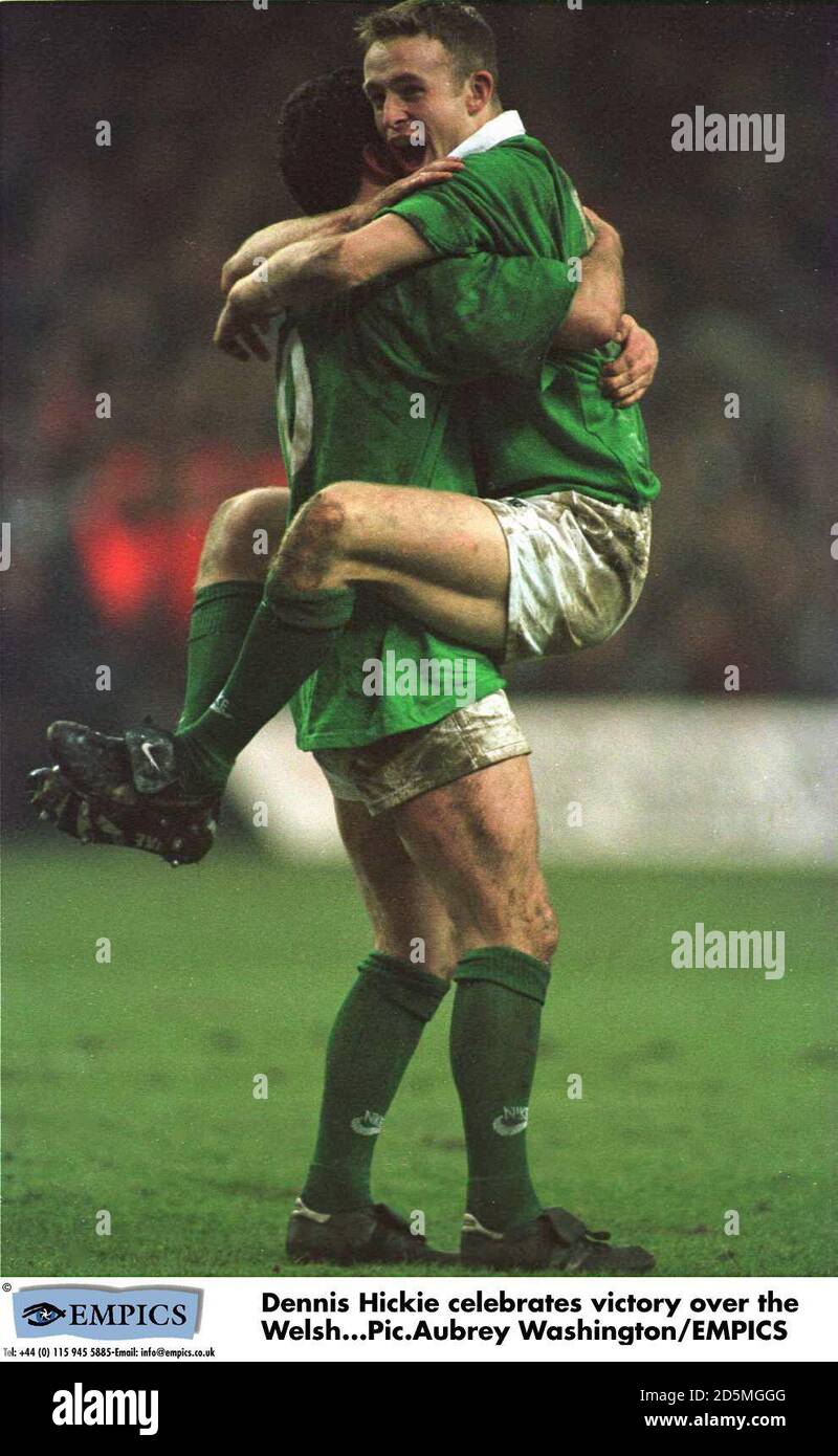 Dennis Hickie, Ireland celebrates victory over the Welsh Stock Photo ...