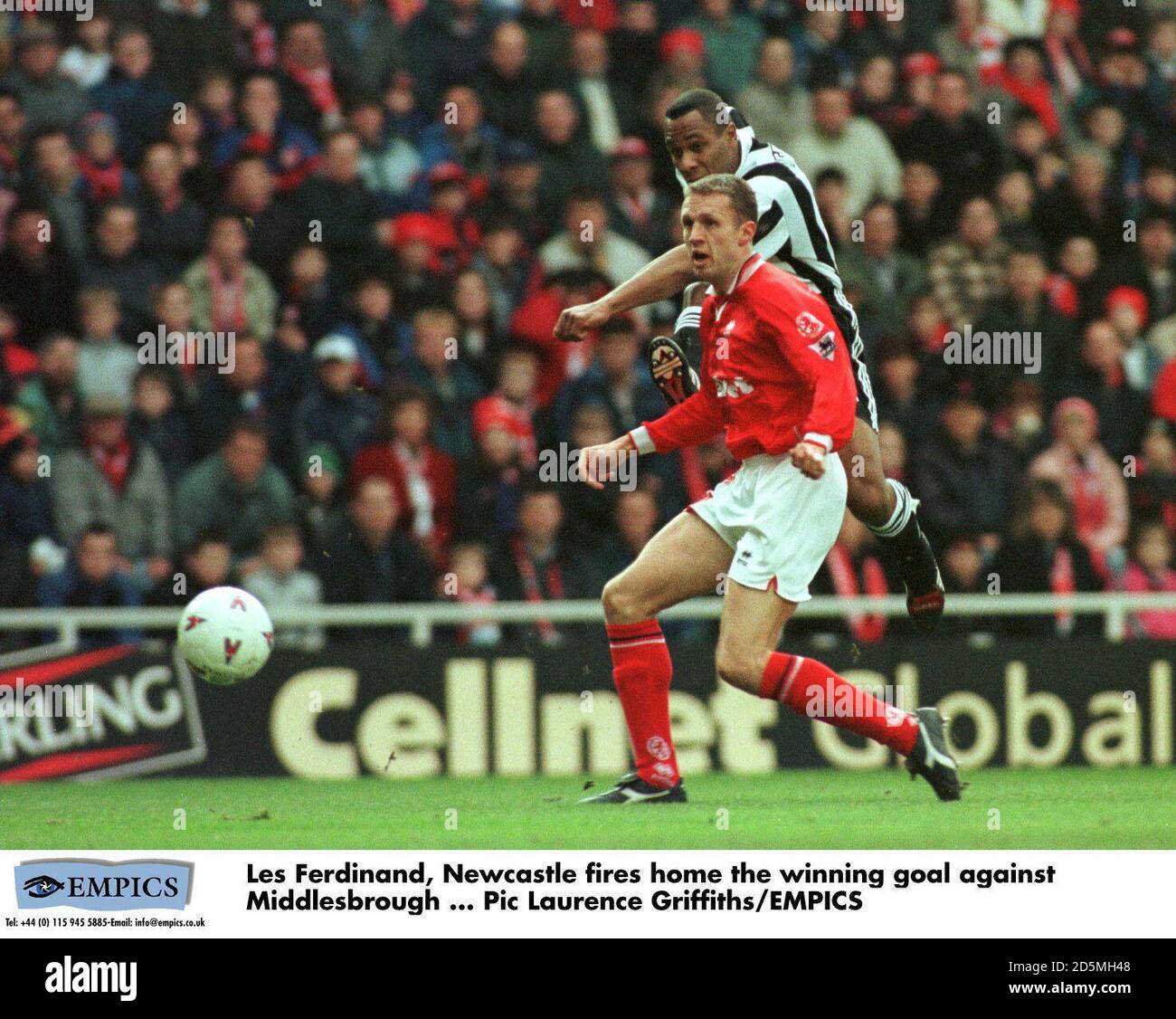 Les ferdinand goal hi-res stock photography and images - Alamy