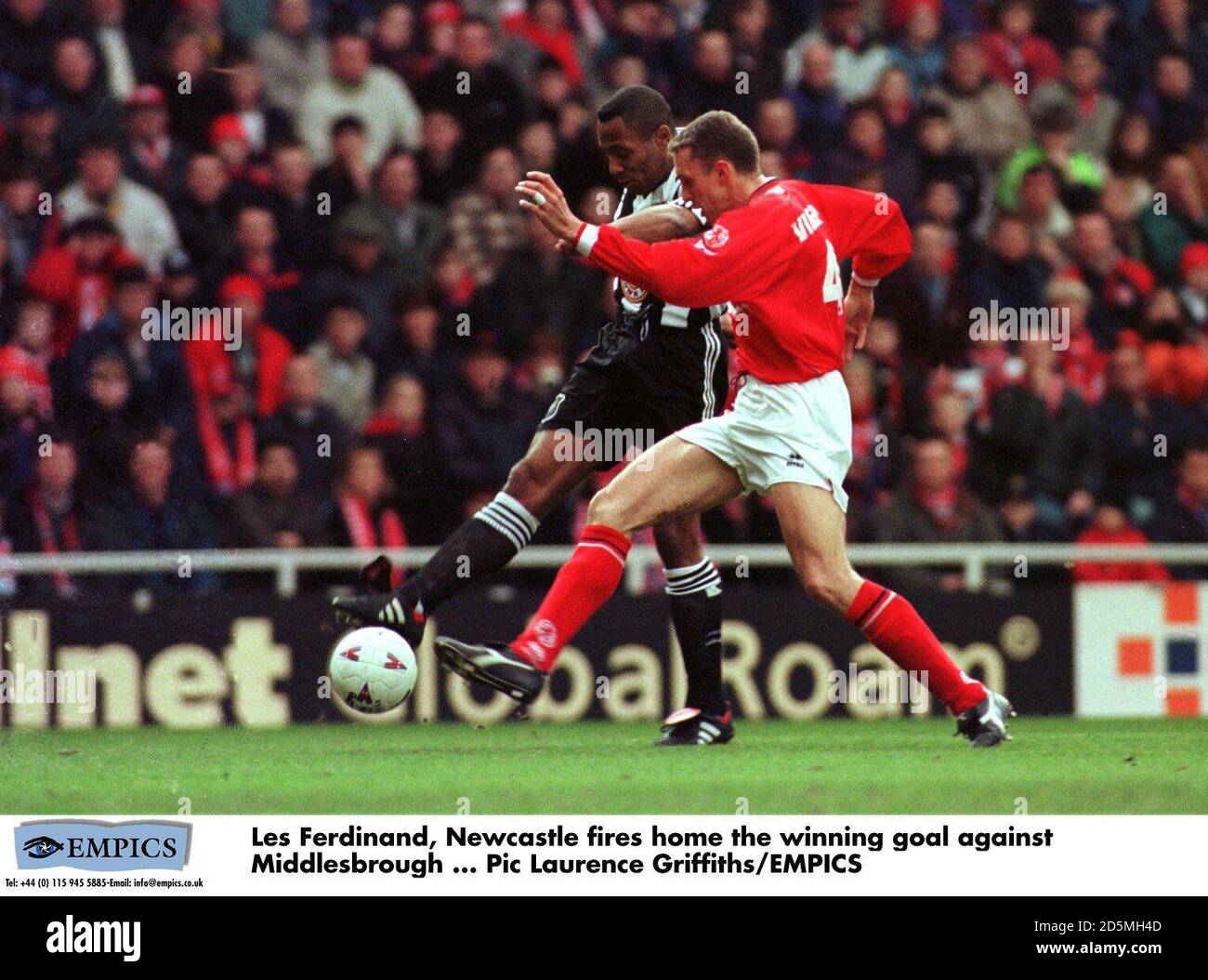 Les ferdinand goal hi-res stock photography and images - Alamy