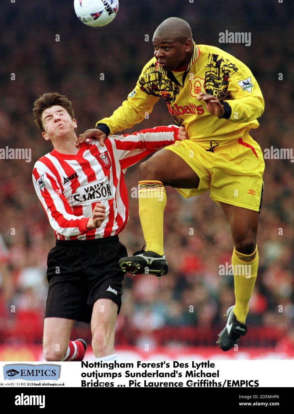 Nottingham Forest's Des Lyttle outjumps Sunderland's Michael Bridges ...