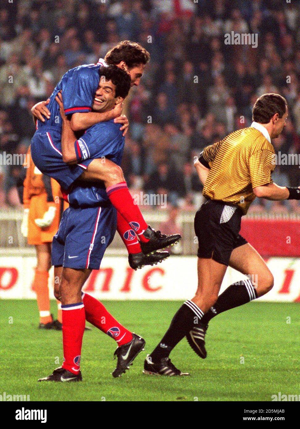 Benoit Cauet and Rai, Paris St Germain celebrates scoring the 1st goal ...
