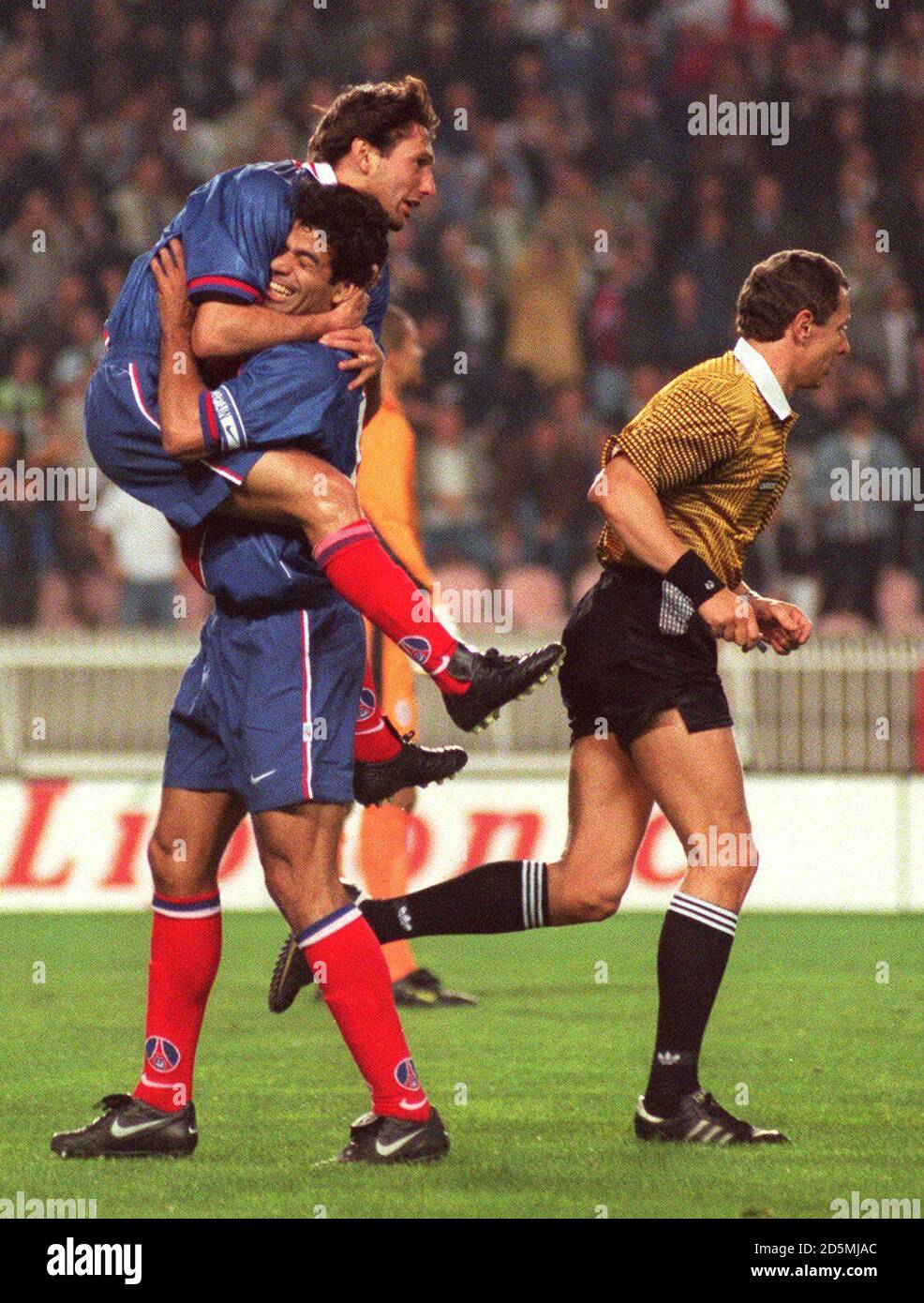 Benoit Cauet and Rai, Paris St Germain celebrates scoring the 1st goal ...