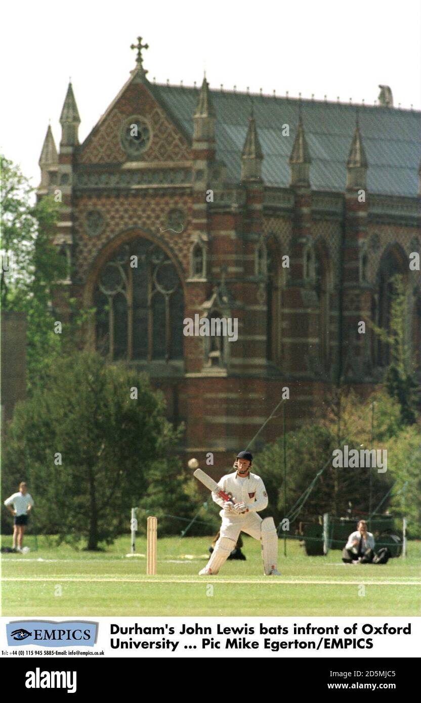 Durham's John Lewis bats in front of Oxford University Stock Photo - Alamy