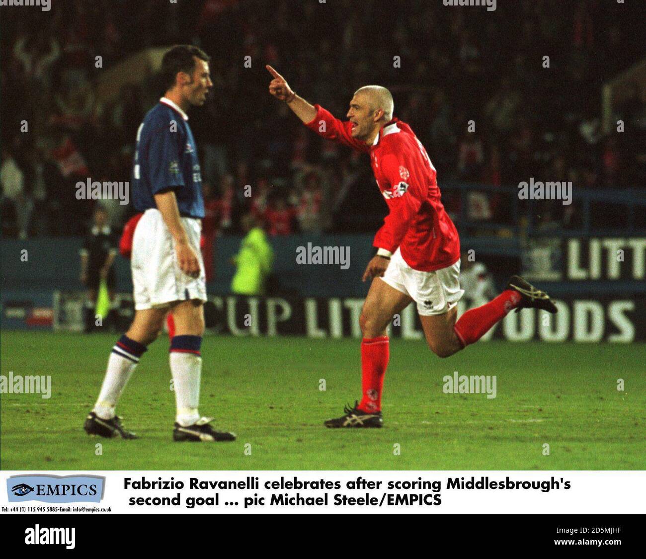 Fabrizio Ravanelli celebrates scoring Middlesbrough's second goal Stock ...