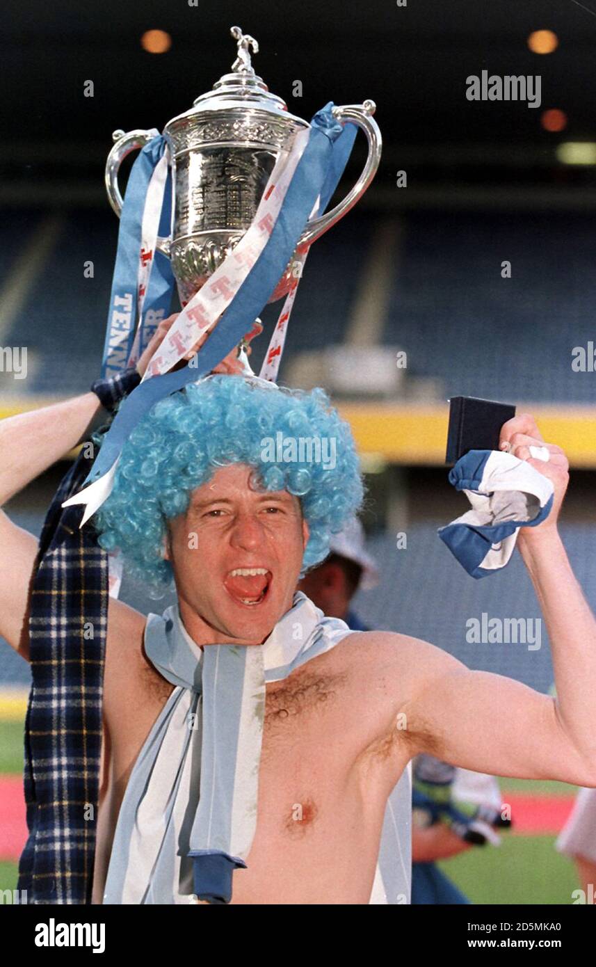 Kilmarnock scottish cup hi-res stock photography and images - Alamy