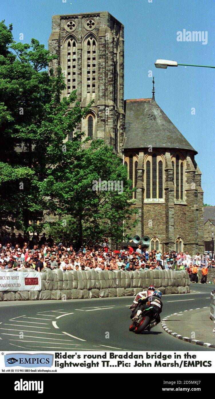 Braddan bridge hi-res stock photography and images - Alamy