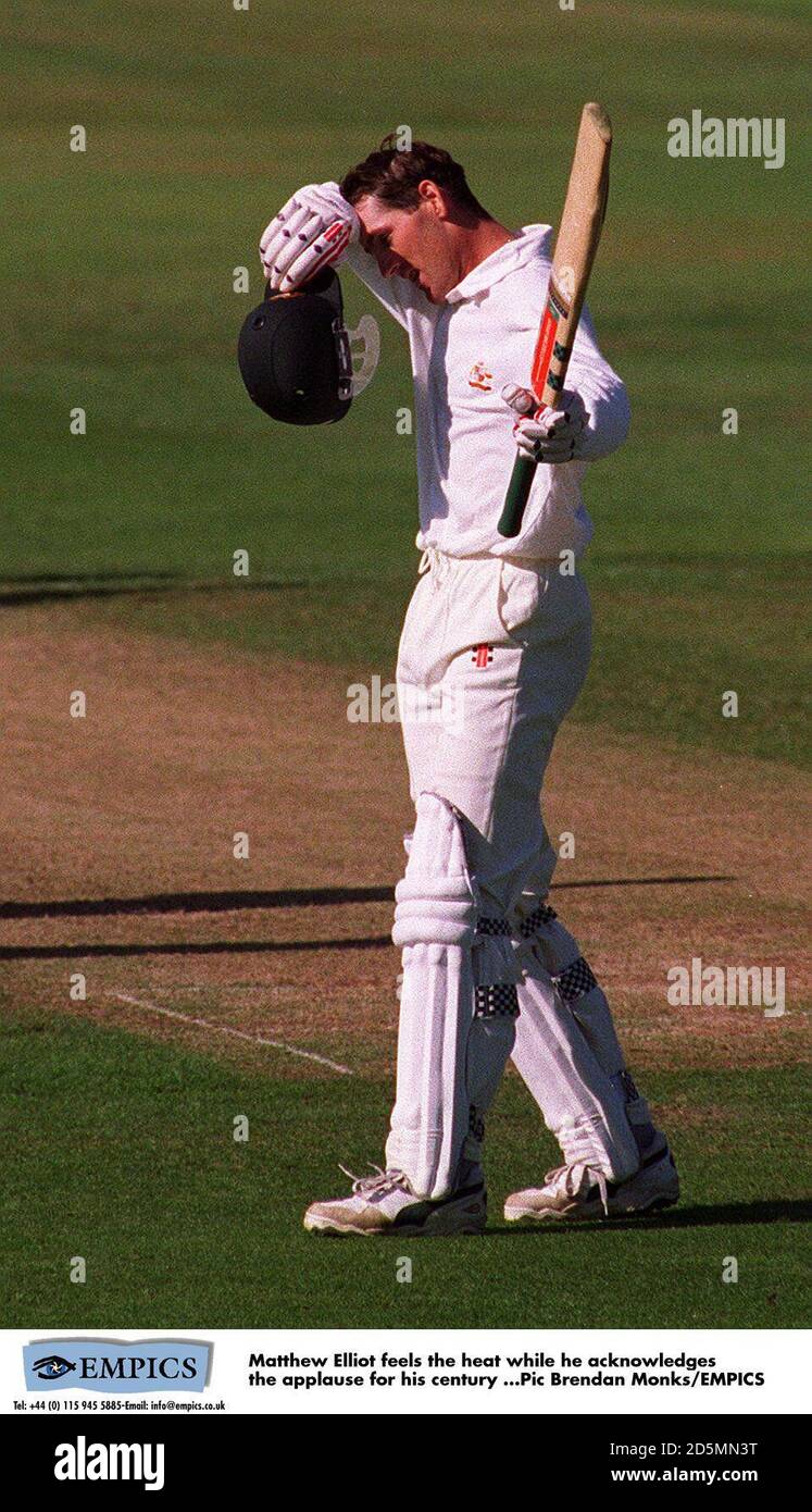 Matthew Elliot feels the heat while he acknowledges the applause for ...