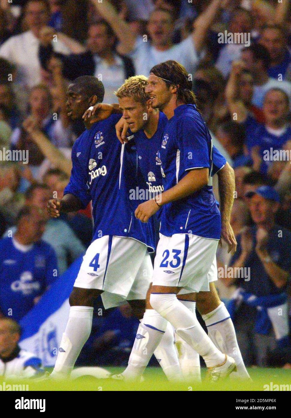 Yobo hi-res stock photography and images - Alamy