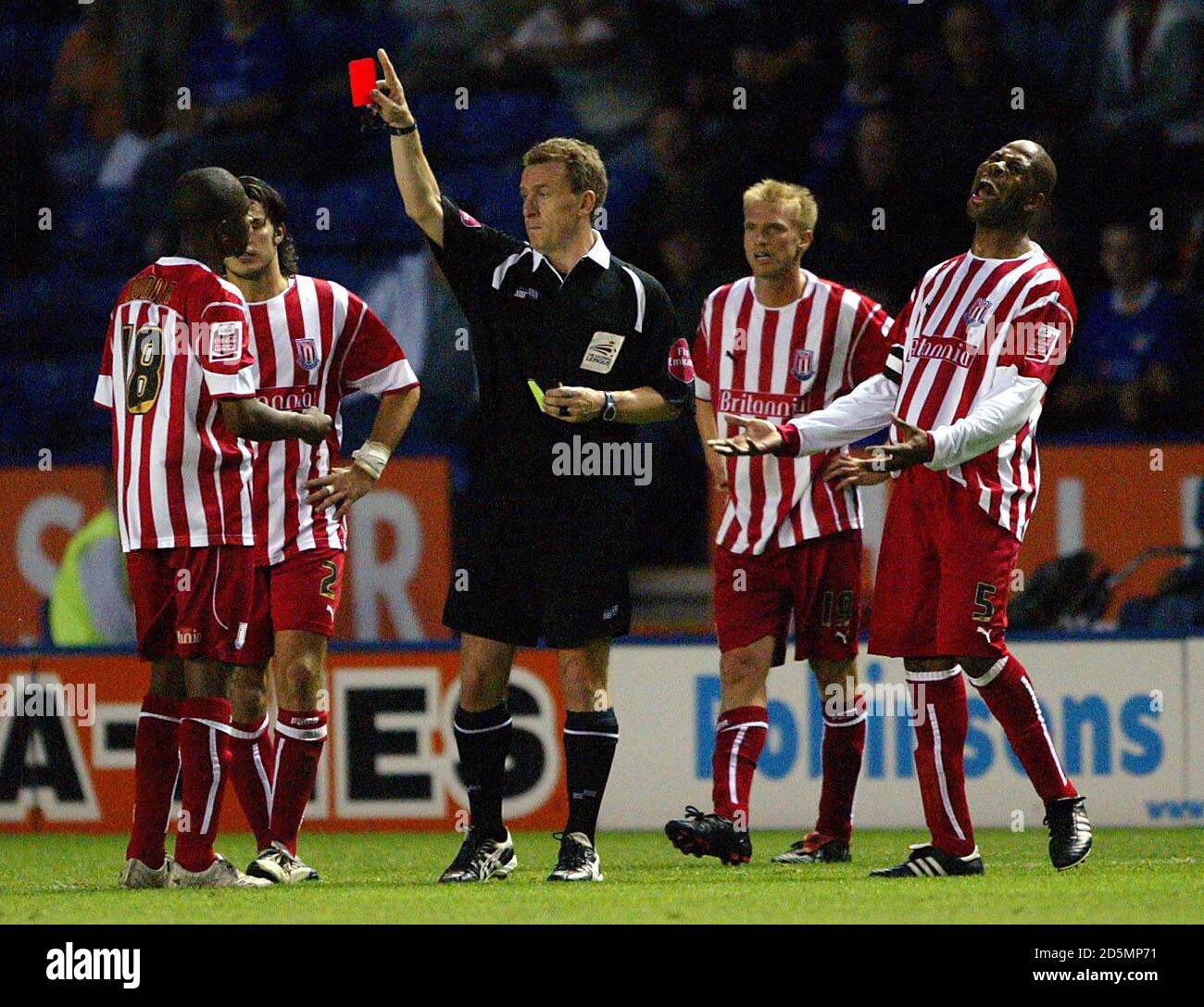 Referee paul taylor hi-res stock photography and images - Alamy