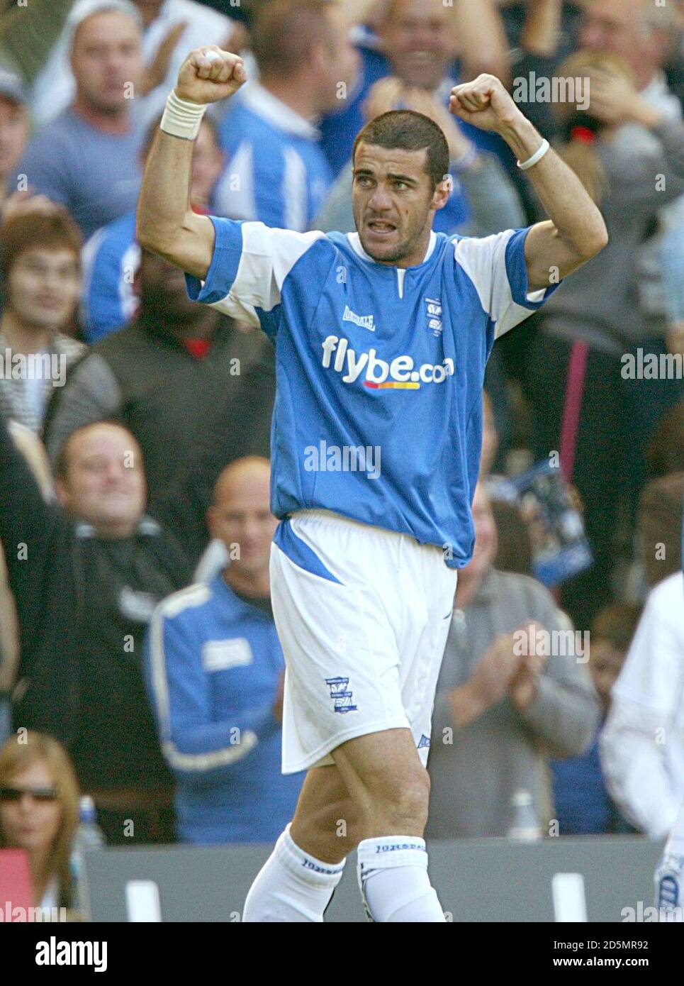 Walter Pandiani celebrates scoring Birmingham City's second goal Stock ...